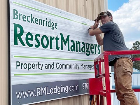 Best Vinyl Materials for Outdoor Vinyl Signs - House of Signs